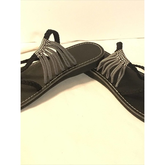 Plaka | Shoes | Plaka Oceanside Zebra Sandals Womens Sz 9 Black White ...
